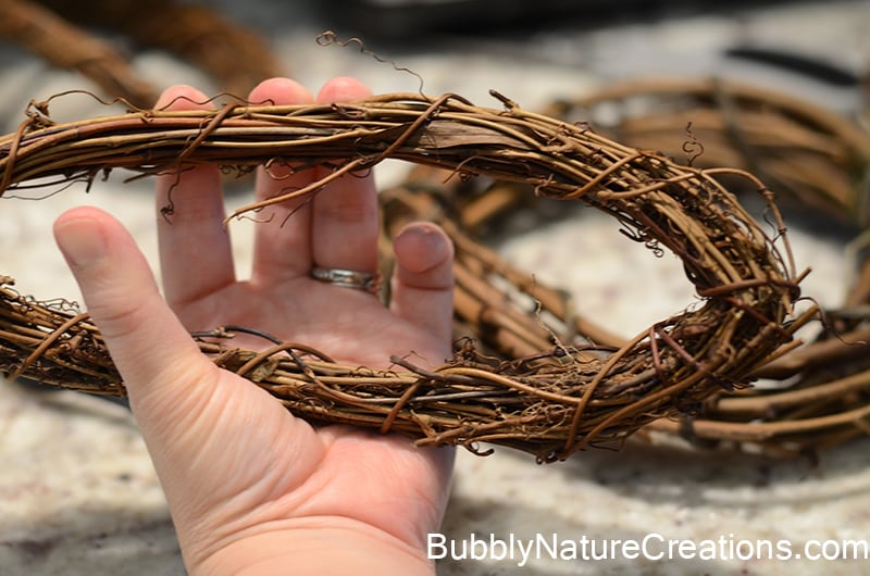 Bunny Wreath Tutorial! {Easter Craft Ideas}