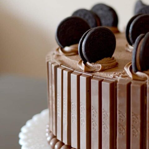 Oreos and Kit Kat Cake! ⋆ Sprinkle Some Fun