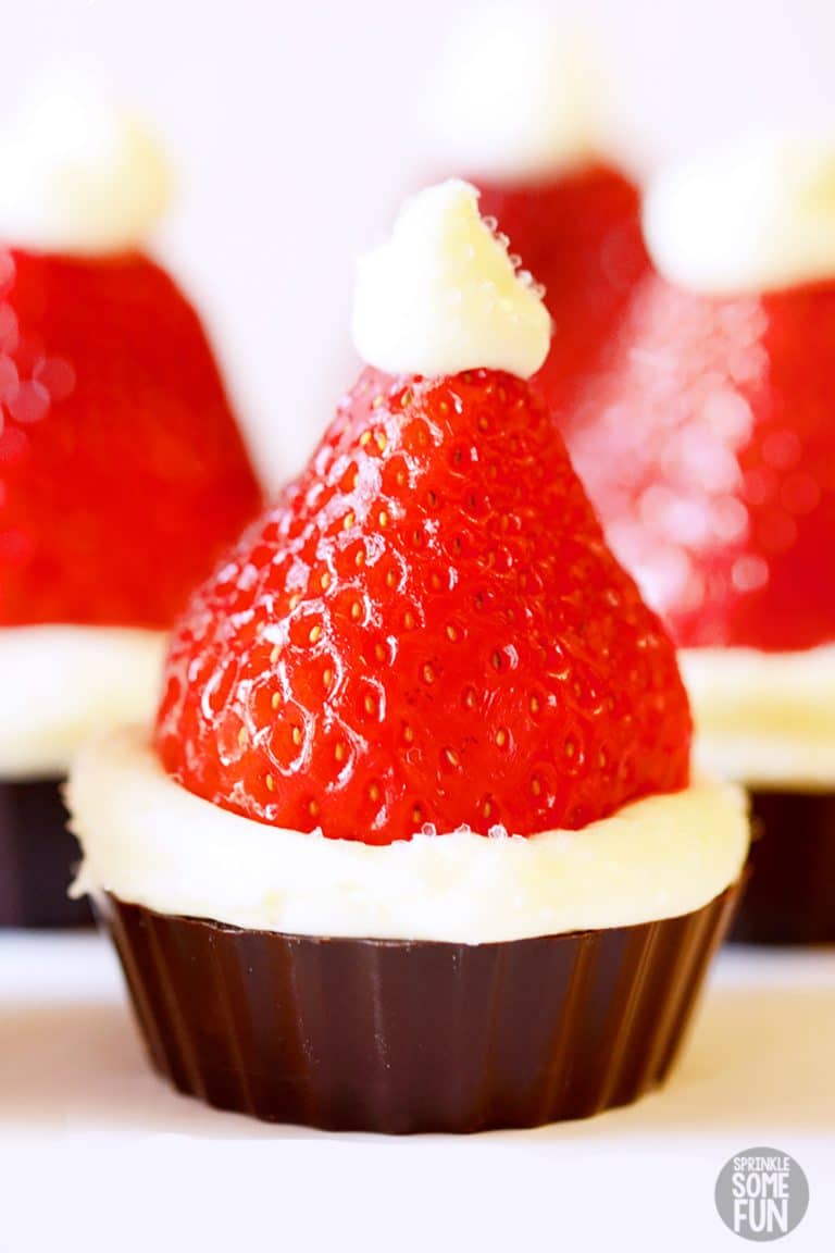 Santa Hat Cheesecake Bites ⋆ No Bake ⋆ Sprinkle Some Fun