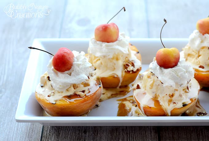Grilled Peach Sundaes with Praline Sauce ⋆ Sprinkle Some Fun