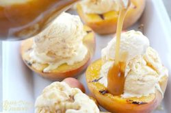 Grilled Peach Sundaes with Praline Sauce ⋆ Sprinkle Some Fun