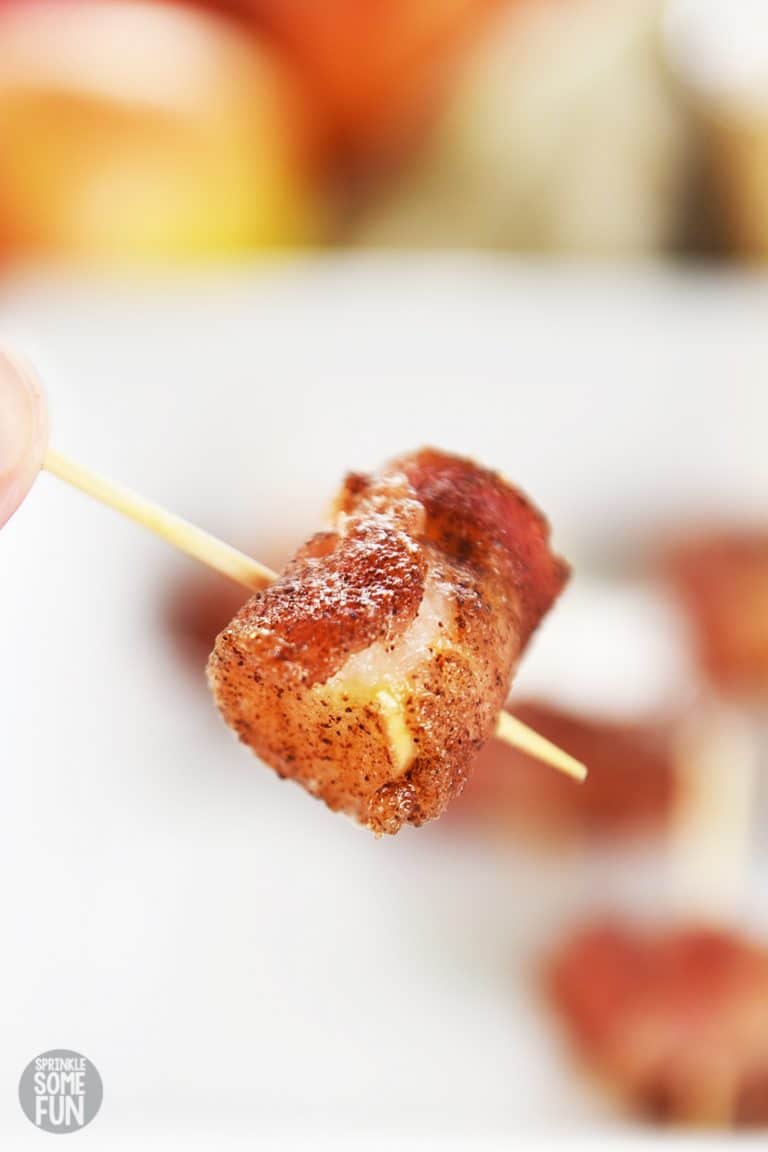 Apple Cinnamon Bacon Bites · Easy Appetizer ⋆ Sprinkle Some Fun