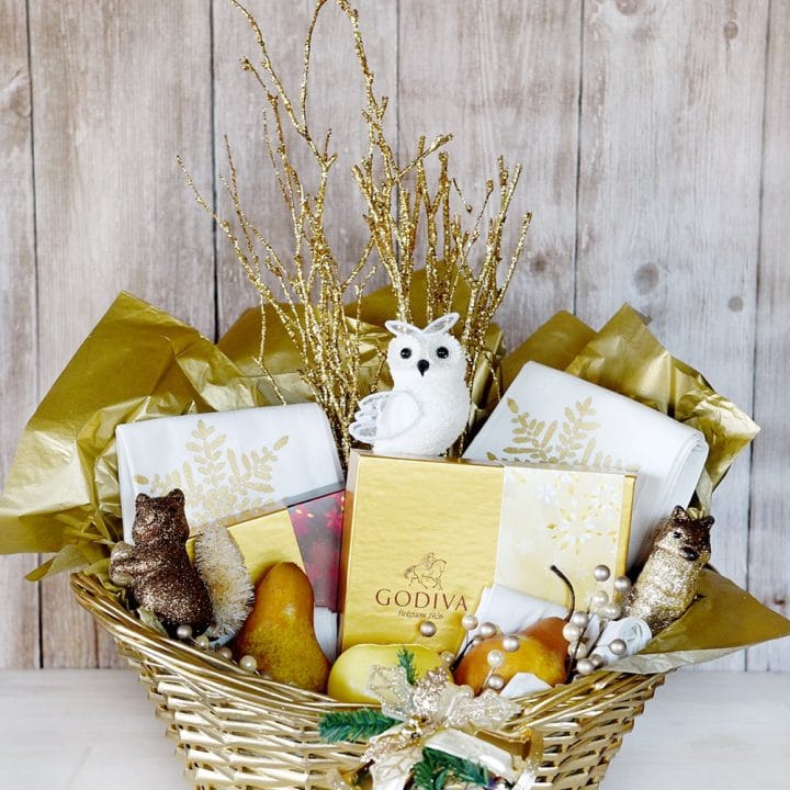Gold Gift Basket {Gift Giving Ideas} ⋆ Sprinkle Some Fun