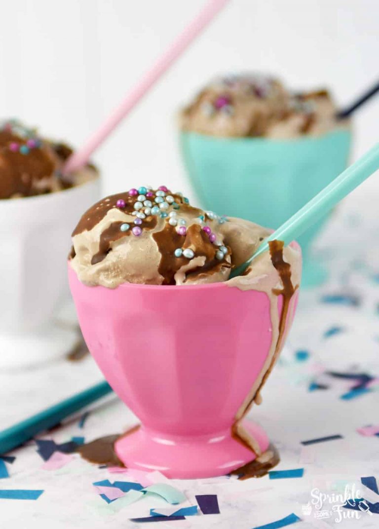 Super Creamy Chocolate Ice Cream ⋆ Sprinkle Some Fun