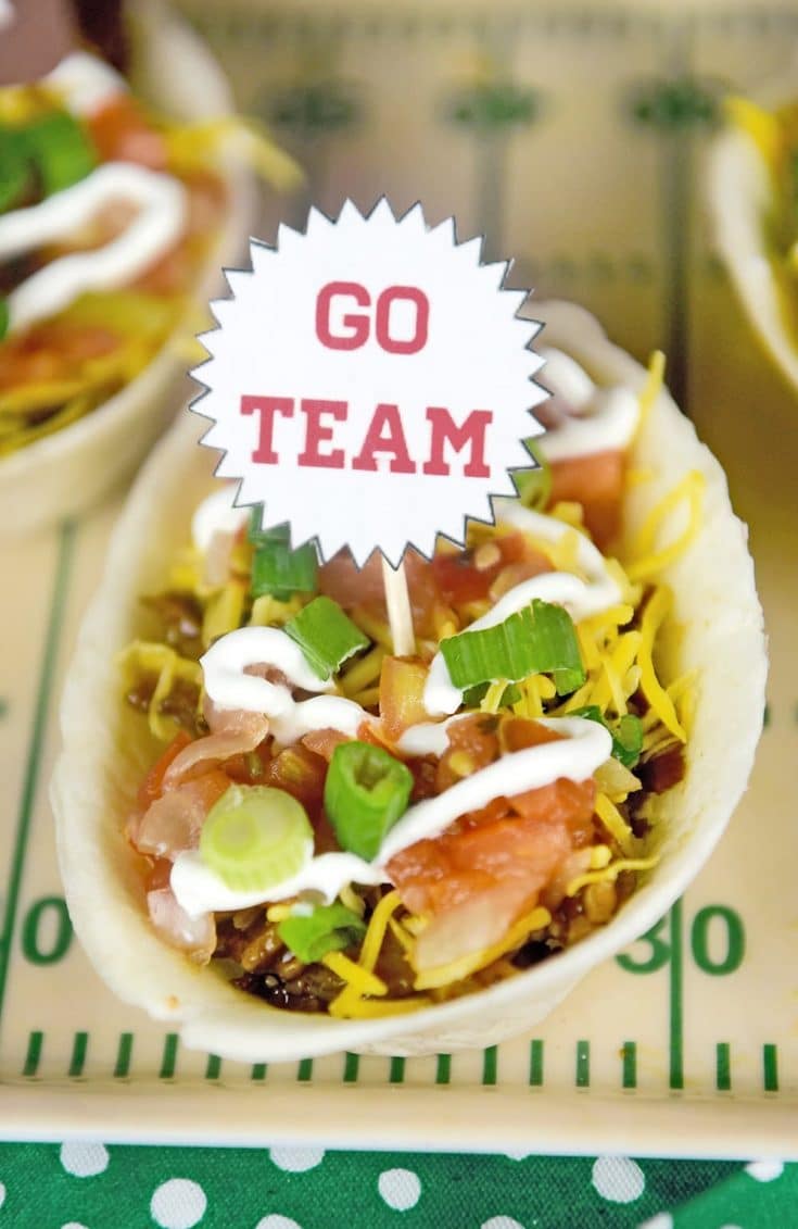 Barbecue Brisket Mini Taco Boats ⋆ Sprinkle Some Fun