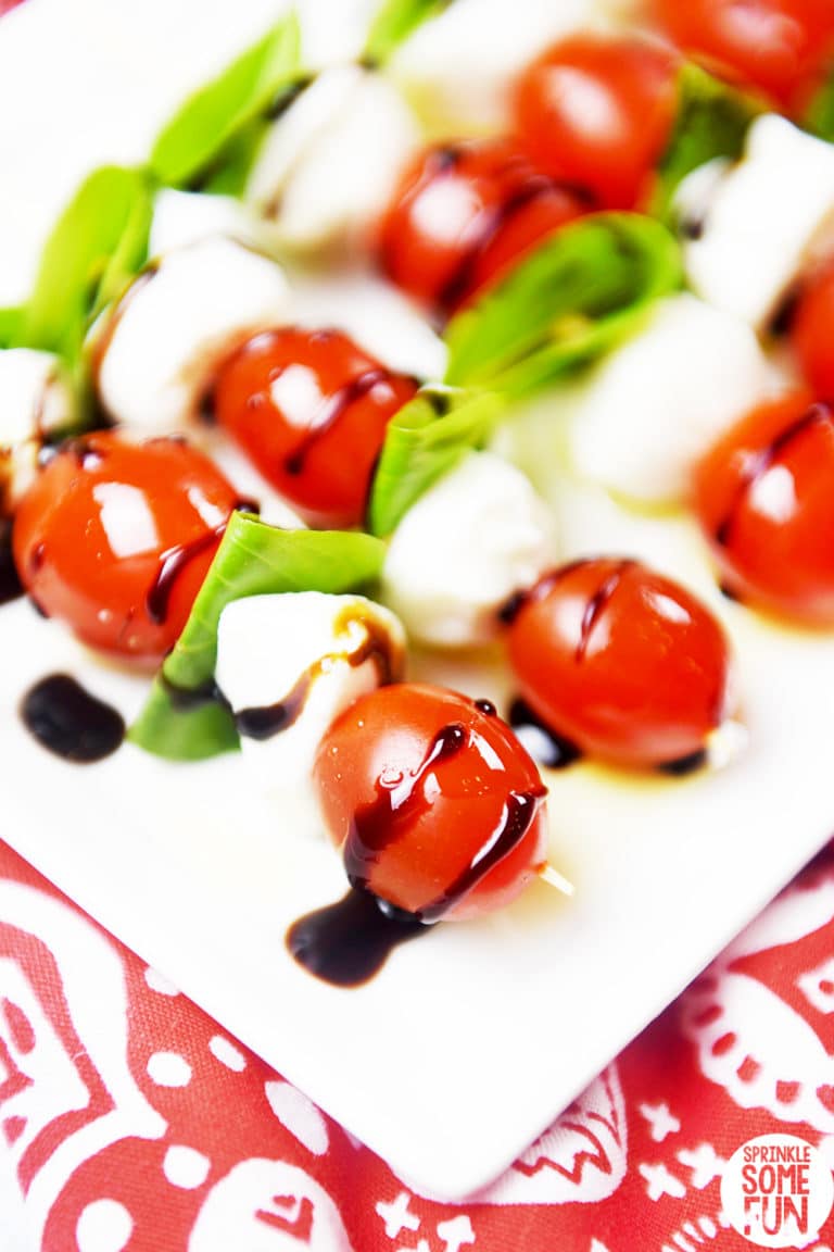 Caprese Salad Skewers ⋆ Easy Caprese Appetizer ⋆ Sprinkle Some Fun
